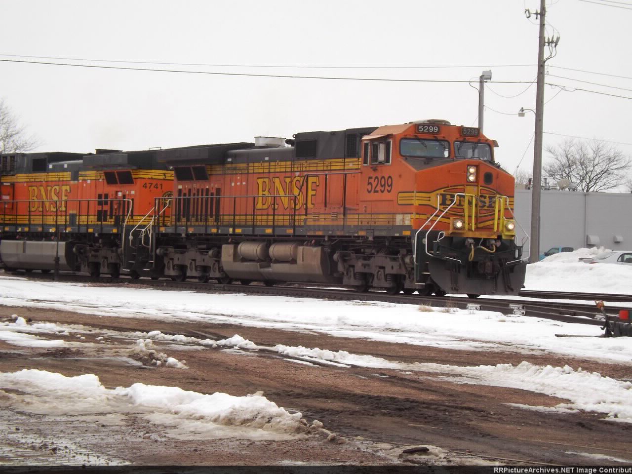 BNSF 5299